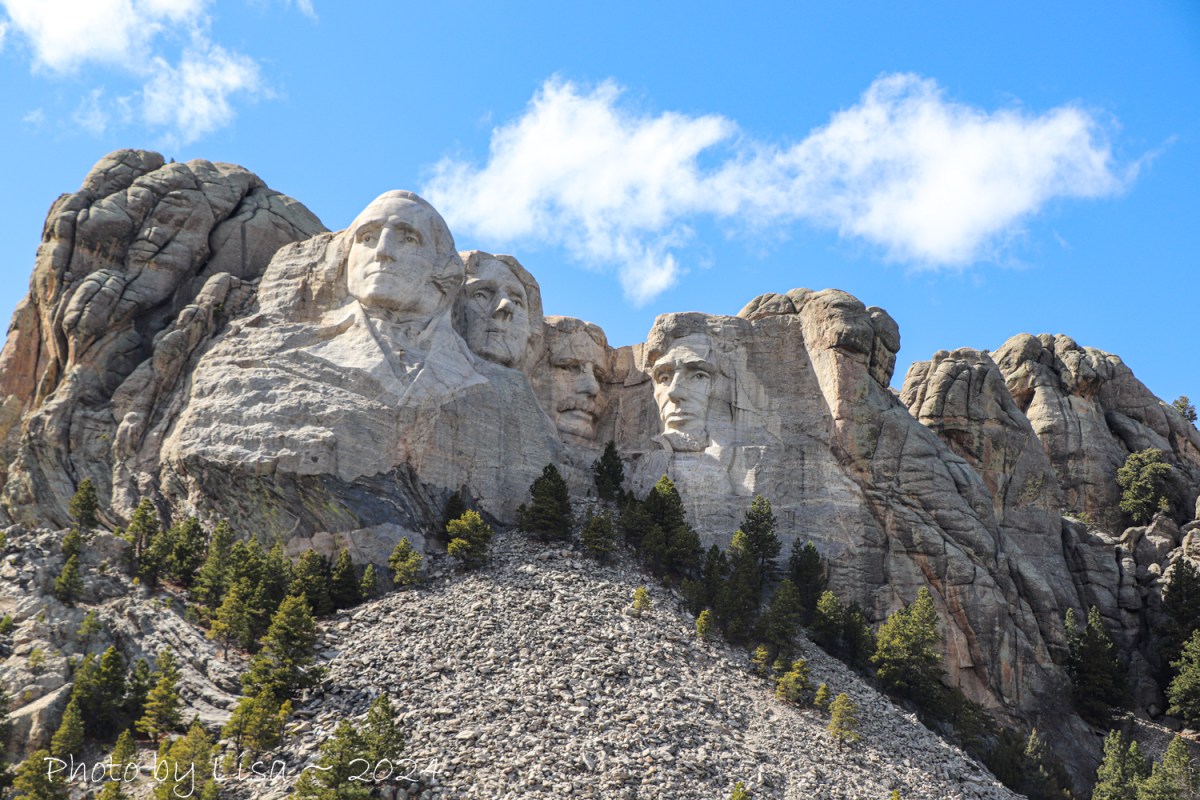 Mount Rushmore National Memorial – peace of life today